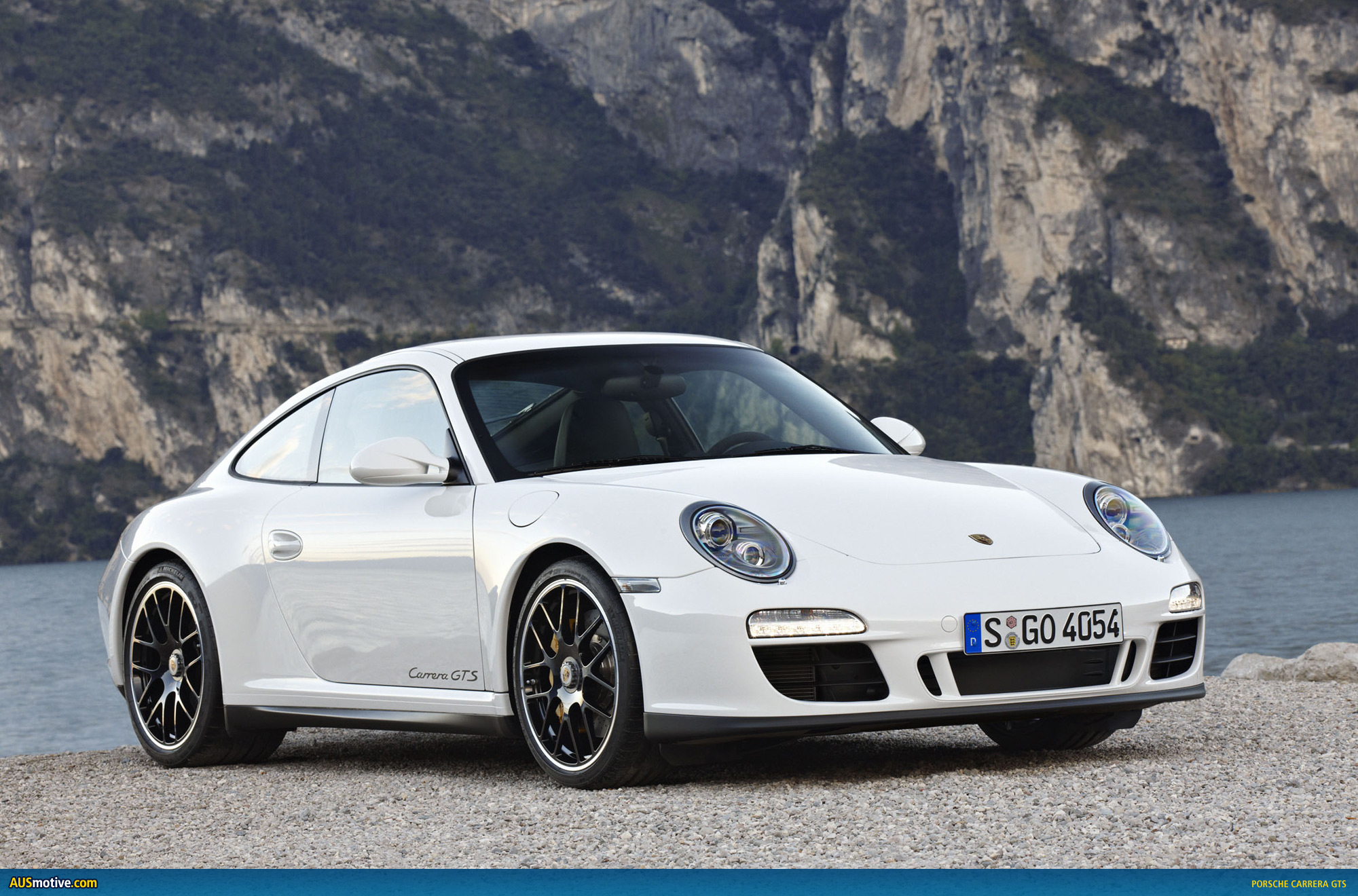 Drive Thru Porsche 911 Carrera GTS AUSmotive Drive Thru Porsche 911 Carrera GTS AUSmotive