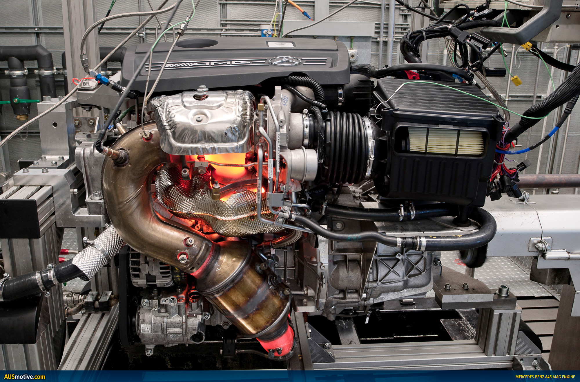 Mercedes V Volkswagen Four cylinder Warfare AUSmotive Mercedes V Volkswagen Four cylinder Warfare AUSmotive